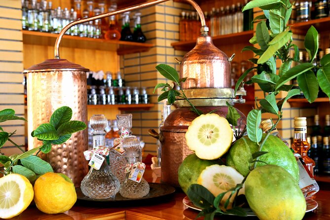 Naxos Old Town Private Food Tour with Dinner and Pickup - Why This Tour Stands Out