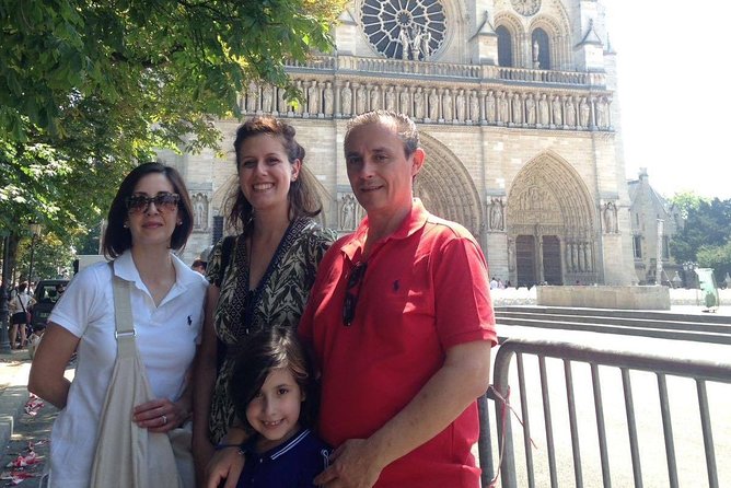 Notre Dame quartier & Ile de la Cité Private 2-Hour Walking Tour in Paris - Walking Into Paris’s Medieval Center