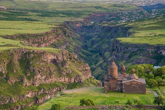 One Day Tour to Saghmosavank Monastery-Alphabet Valley-Amberd Fortress - Key Points