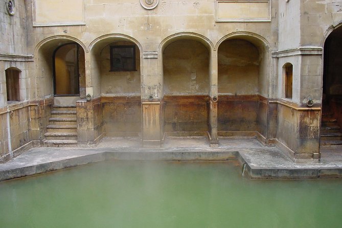 One Way or Round Trip Private Transfer: Heathrow Airport to Bath - What to Expect on Your Journey