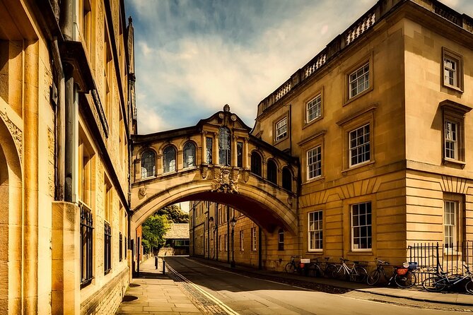 Oxford University Private Walking Tour with a Professional Guide - A Closer Look at the Experience