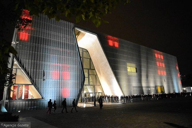 Palace of Culture & Science + POLIN Museum : SMALL GROUP /inc. Pick-up/ - Practical Aspects of the Tour