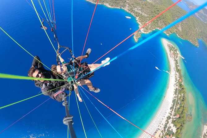 Paragliding Experience in Ölüdeniz - What Makes It Special?
