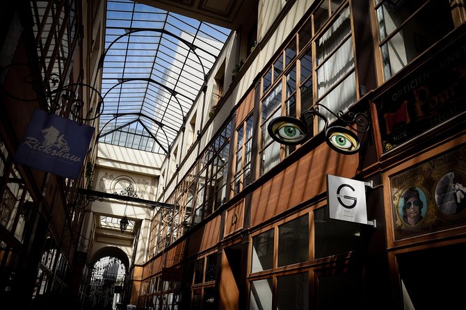 Paris Covered Passages Small-Group Walking Tour with Wine Tasting - Building on the Reviews: What Travelers Say
