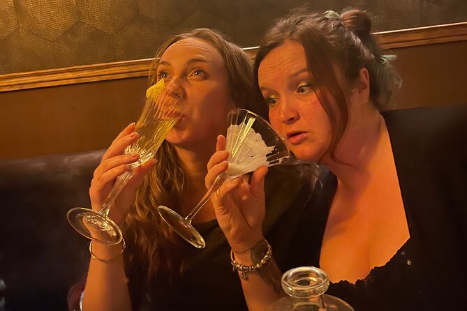 Paris Solo meetup:A cultural stroll,drinks and socializing - Analyzing the Value