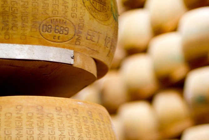 Parmigiano Reggiano & Aceto Balsamico Tradizionale - A Closer Look at the Experience