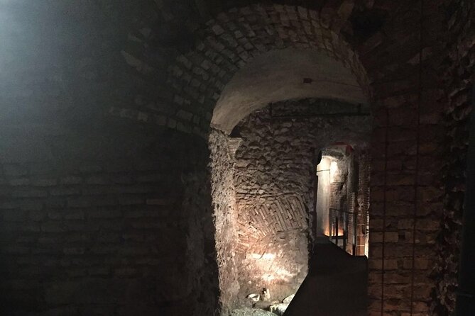 Piazza Navona Underground: Stadium of Domitian EXCLUSIVE TOUR - LIMITED ENTRANCE - Discovering the Unseen: What Makes This Tour Special