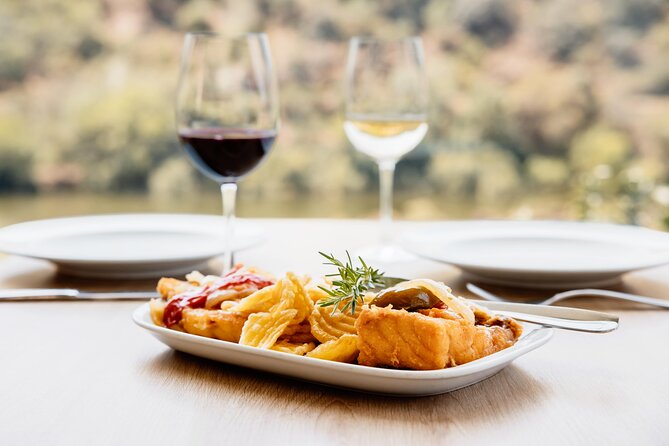 Pinhão: 4 hours Douro River Cruise with Lunch Included - A Closer Look at the Experience