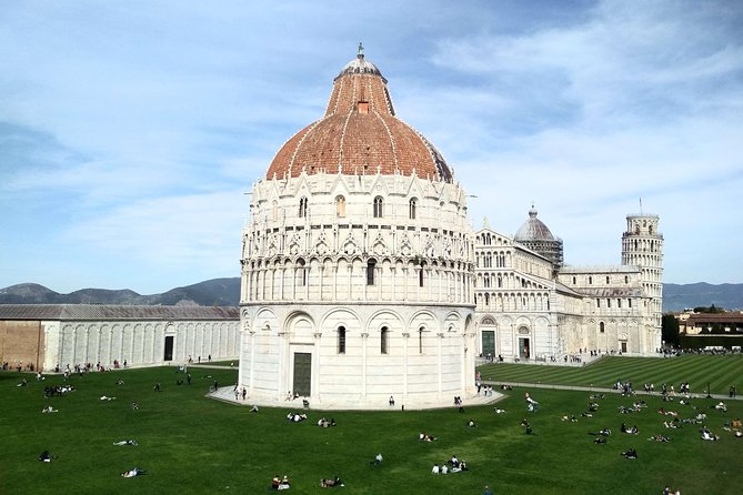 Pisa Guided Walking Tour in Miracoli Square - The Details About the Tour