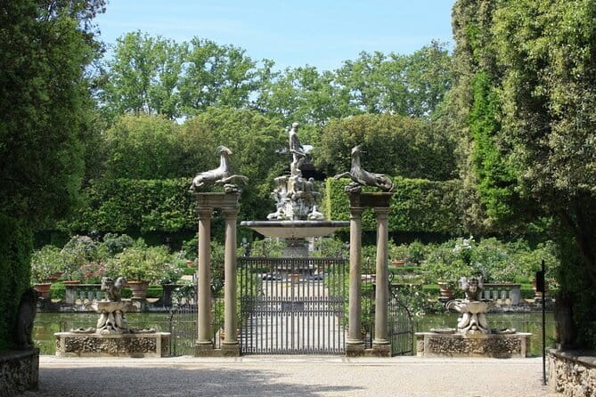 Pitti Palace, Boboli and Bardini gardens Tour with a local Guide - The Tour Experience: What to Expect