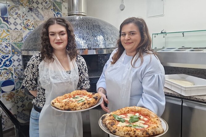 Pizza-Making Class with Local Top-Rated Chef with Drink in Naples - The Experience in Action: What You Can Expect