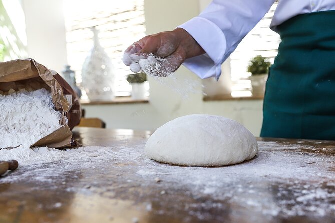 Pizza making classes and tastings - The Setup and Location: A Personal Touch in a Traditional Setting
