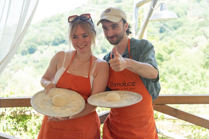Pizza School with Wine and Limoncello Tasting in a Local Farm - What Makes This Tour Special