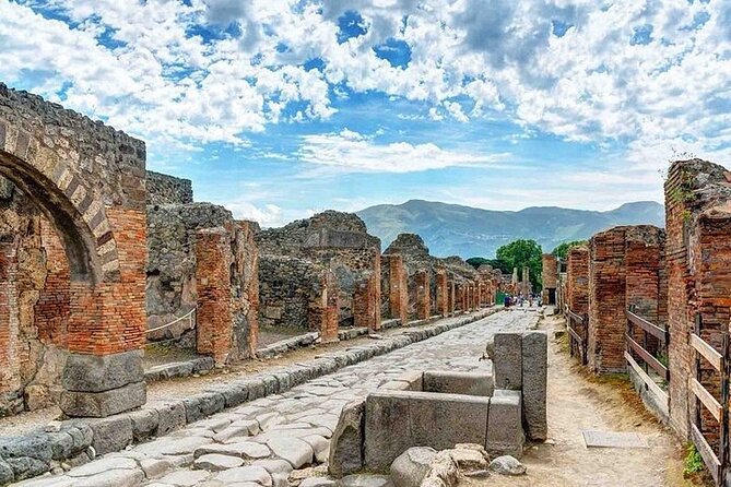 Pompeii half day tour from Naples - An in-depth look at the Pompeii half-day tour