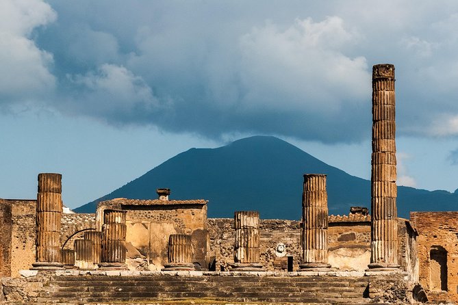 Pompeii & Naples: Full Day Tour with your Local Guide - A Close Look at the Itinerary and Experience