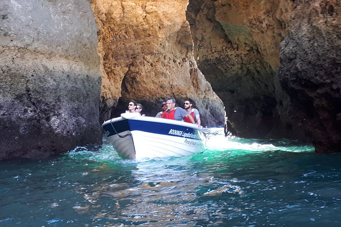 Ponta da Piedade Coastal Tour in Lagos, Algarve - An In-Depth Look at the Ponta da Piedade Coastal Tour