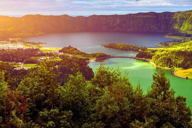 Ponta Delgada: Shore Excursion Sete Cidades and Furnas Volcano - Authentic Experiences & Authentic Travel Insights