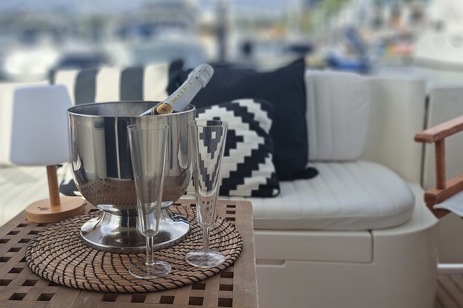 Porto: Luxury Yacht Tour on the Douro River - Sunset or Daytime - Exploring the Itinerary: What You Can Expect