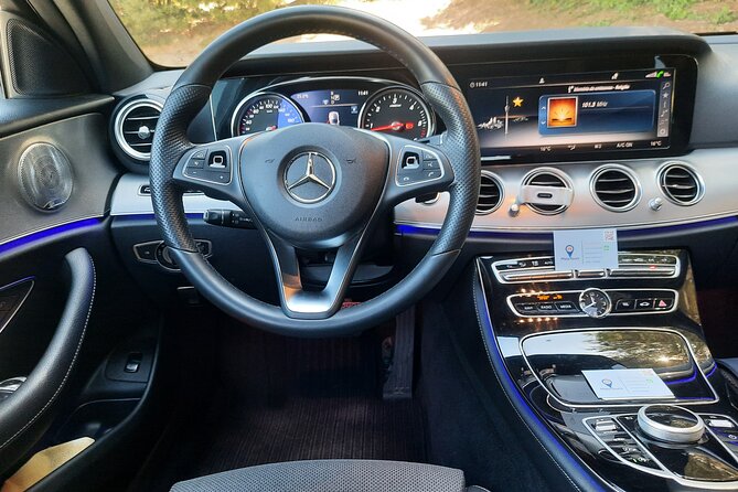Porto to/from Douro Valley (1-8 pax) Private Transfer in Mercedes - Why Choose a Private Transfer from Porto to Douro Valley?