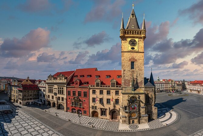 Prague's charming old places tour in Russian language - A Detailed Look at Prague’s Old Places Tour