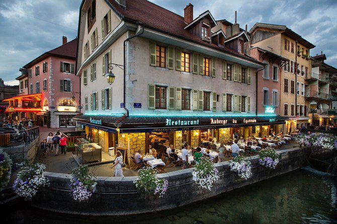 Private 2-hour Walking Tour of Annecy with official tour guide - Why Choose This Tour?