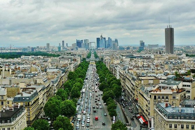 Private 4-hour city tour of Paris with driver and official guide - An Inside Look at the Four-Hour Experience