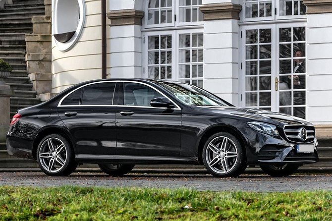 Private Airport Transfer: From Gdansk Airport to Gdynia (1-3 PAX) - Key Points