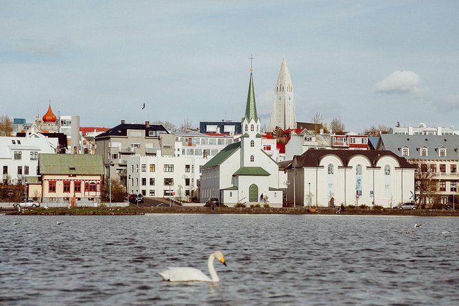 Private Airport Transfer from Keflavik airport to hotels in Reykjavik area - Why a Private Transfer Works Well