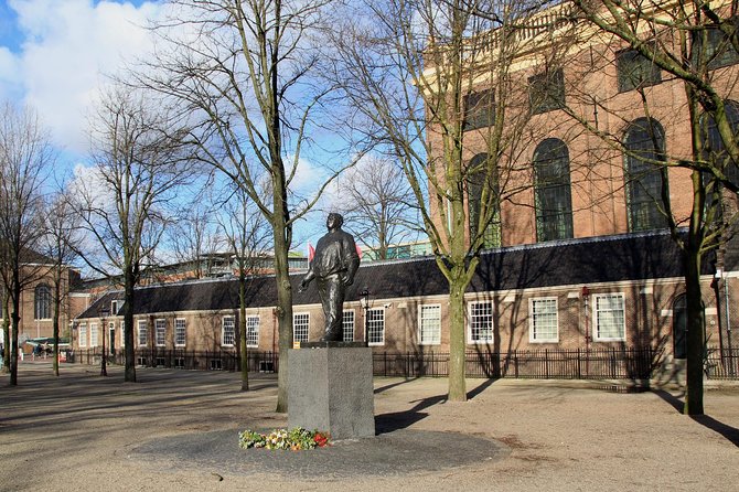 Private Amsterdam WW2 walking tour - An In-Depth Look at the WWII Walking Tour in Amsterdam
