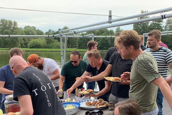 Private BBQ Cruise Tour at Lake Paterswoldsemeer With Drinks - Is This Cruise Right for You?