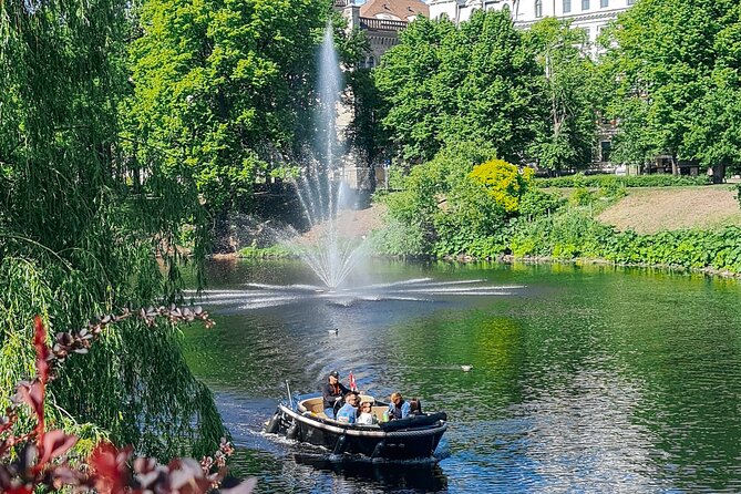 Private Boat Tour experience in Riga (City Canal and Daugava) - Key Points