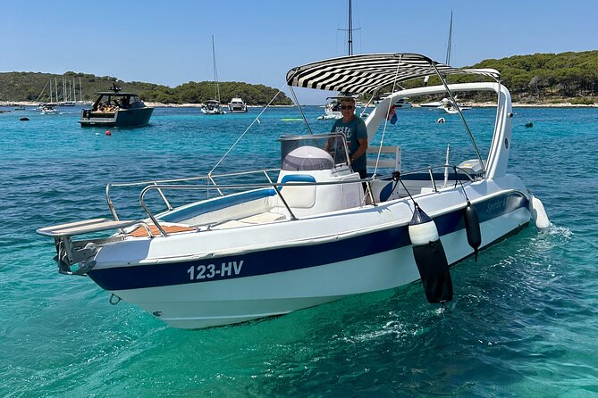 Private Boat Tour to Red Rocks and Paklinski Islands. - Key Points