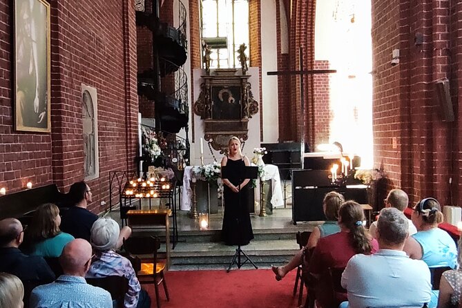 Private Candlelight concerts with classical music in Wroclaw - A Closer Look at the Experience