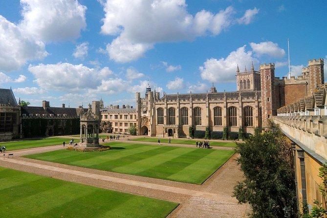 Private Chauffeured Range Rover to Cambridge from London - The Cambridge Experience: A Flexible, Personalized Visit
