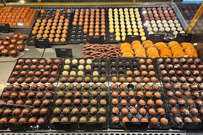 Private Chocolate Tour in Geneva by Tuk Tuk - Breaking down the itinerary