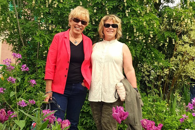 Private day tour to Giverny Gardens and Rouen from Paris - FAQs