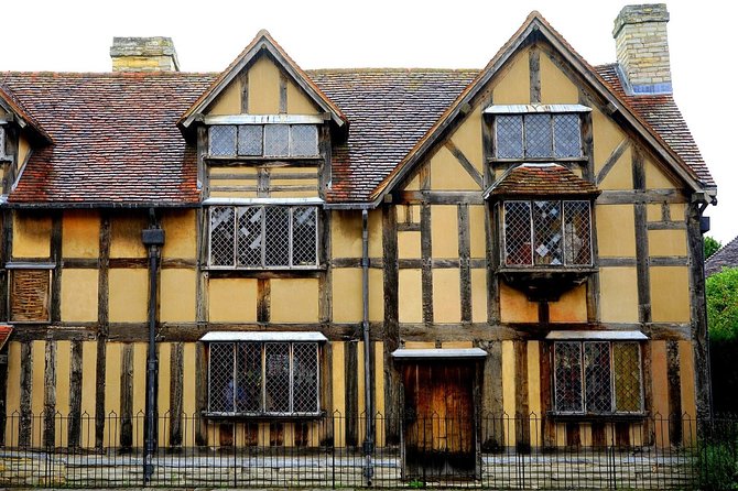 Private Day Tour to Stratford-Upon-Avon - All things Shakespeare - A Perfect Blend of Comfort and Cultural Exploration