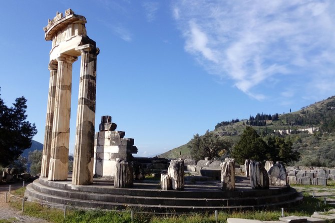 Private Delphi and Hosios Loukas Monastery - Great Lunch and Drinks Included - An In-Depth Look at the Tour Itinerary
