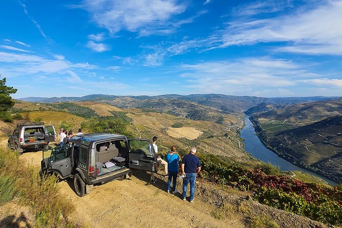 Private Douro and Porto 4x4 Tour with Wine Tasting and Boat Trip - Who Should Consider This Tour?
