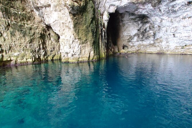 Private Full Day Boat Expedition to Grama Bay - What’s Included and What to Consider
