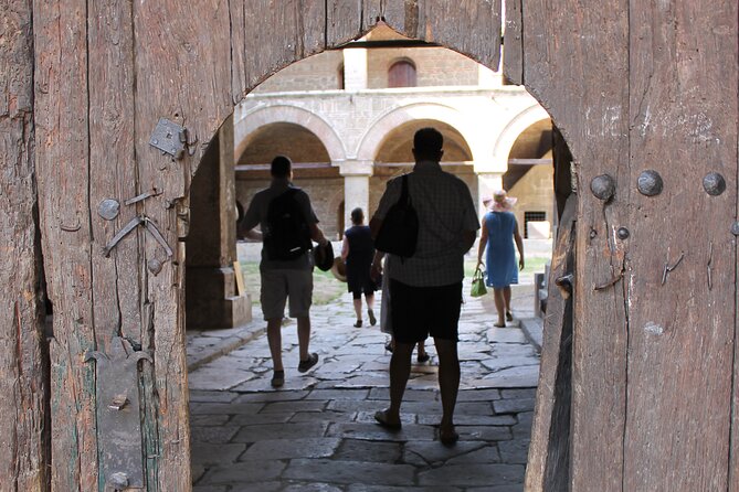Private Full Day Tour Best of Skopje - Starting Off: The Historic Heart of Skopje