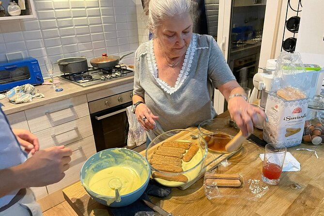 Private Home Cooking Class with Andrea and Arianna in Rome - Key Points