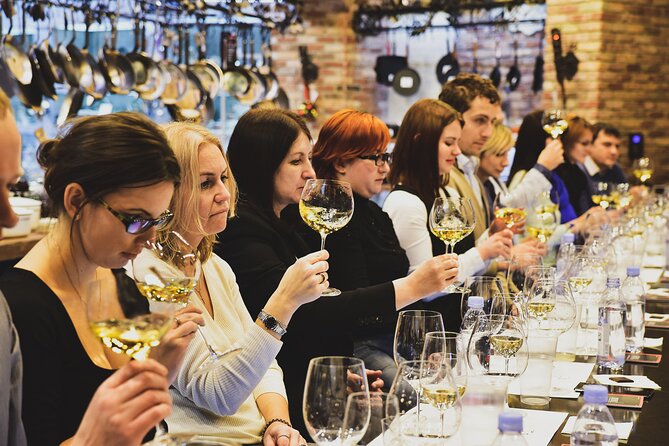 Private Lisbon Wine Tasting Trip to the Setubal Region with Hotel Pick-Up - What Makes This Tour Stand Out?