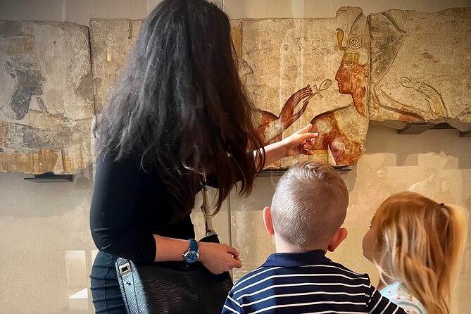 Private Louvre Tour in Paris for Kids and Families - A Closer Look at the Experience