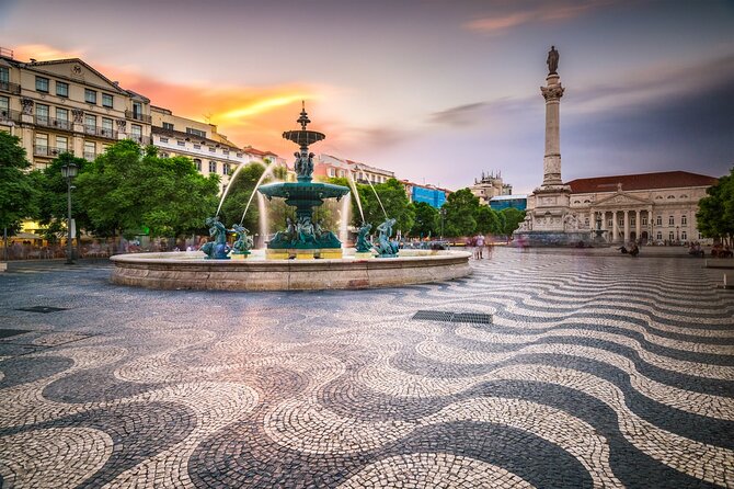 Private Luxury Transfer From Lisbon to Porto - Key Points