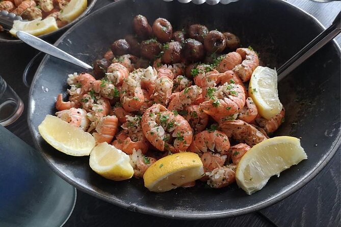 Private Northern Lights Adventure With Lobster Dinner - The Itinerary: From Seaside Village to Sky-high Spectacle