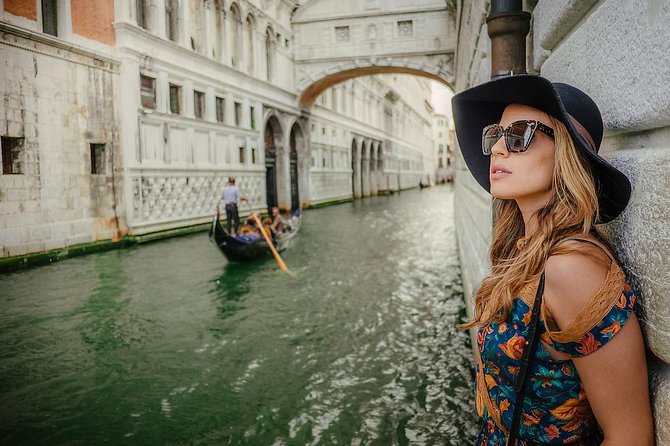 Private Photo Shoot & walking tour - Deep Dive into the Itinerary