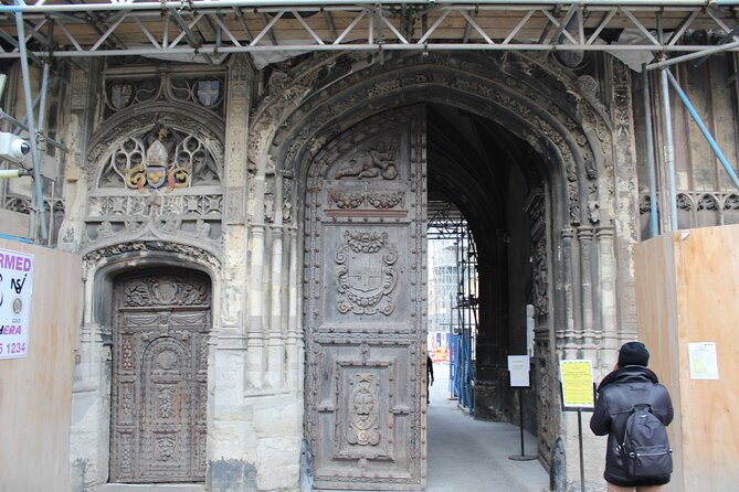 Private Round Trip Transfer from London to Canterbury Cathedral and Leeds Castle - An Overview of the Experience