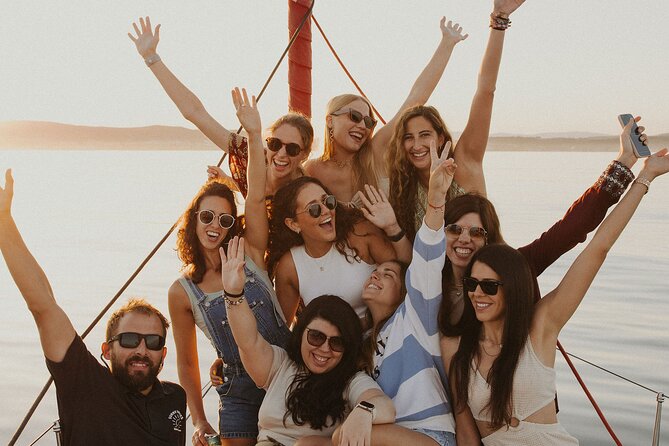 Private sailing tour in Sotogrande plus ideal drink groups of 8 - An In-Depth Look at the Sotogrande Private Sailing Tour