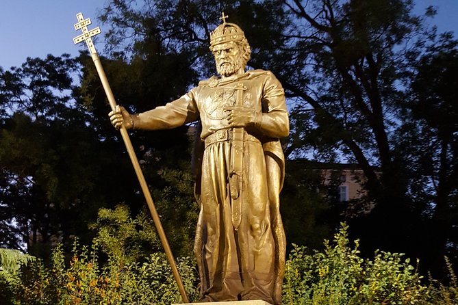 Private Sofia Night Tour with Bulgarian Folklore & Dinner - A Closer Look at the Tour Itinerary